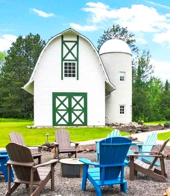 gorgeous countryside airbnb minnesota ftr