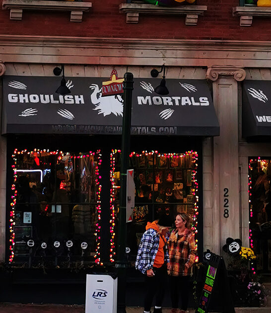 horror oddity store illinois ftr