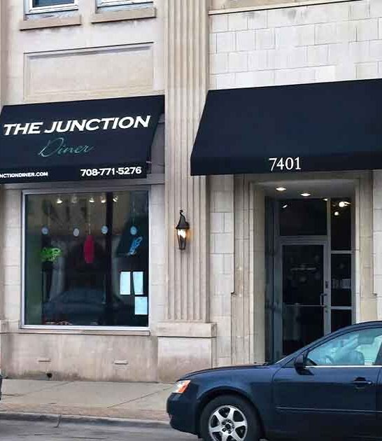 illinois restaurant toy train ftr