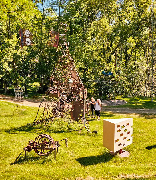 illinois whimsical steel sculptures ftr