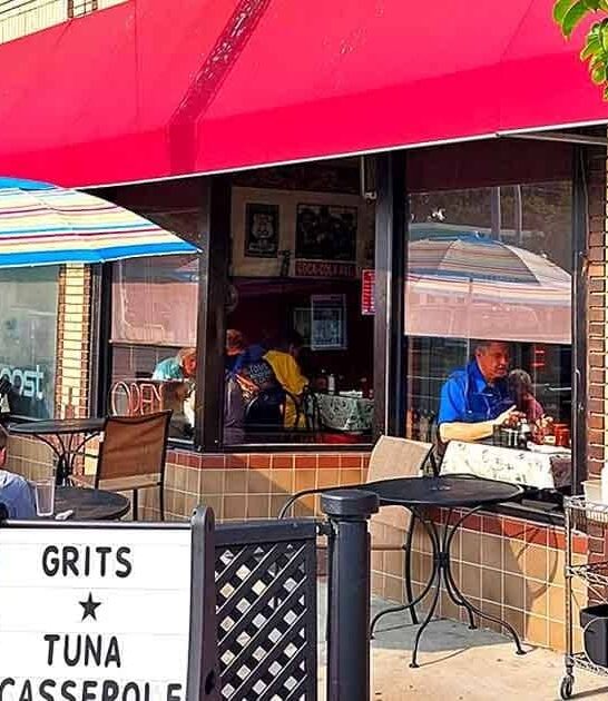 kitschy little diner michigan ftr