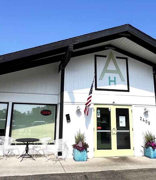 massive cinnamon rolls michigan ftr