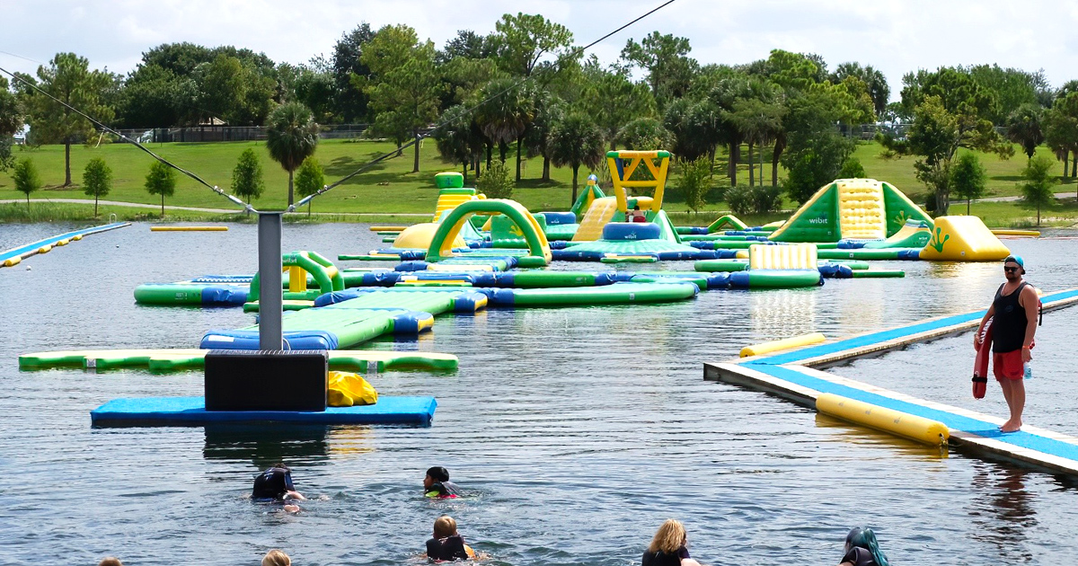 This Massive Floating Waterpark In Florida Is An Insanely Fun ...