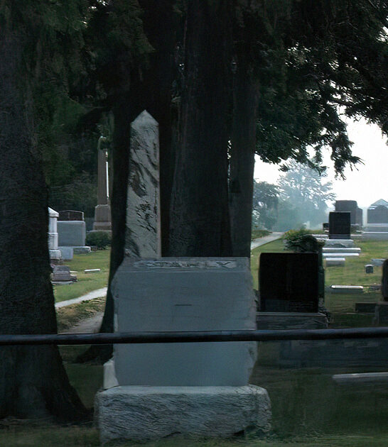 most mysterious graveyard illinois ftr