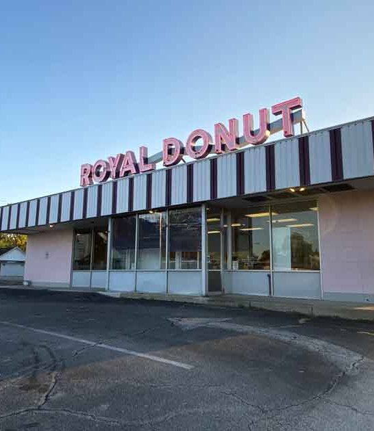 no frills bakery illinois ftr