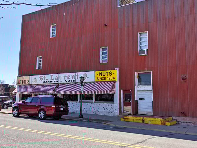 St Laurent Brothers (Bay City)