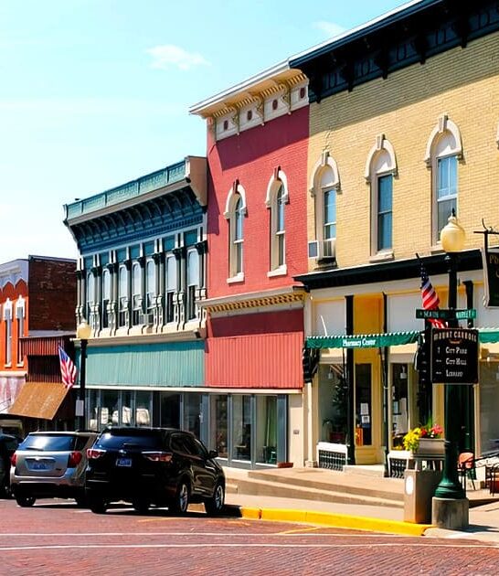 postcard worthy illinois town ftr