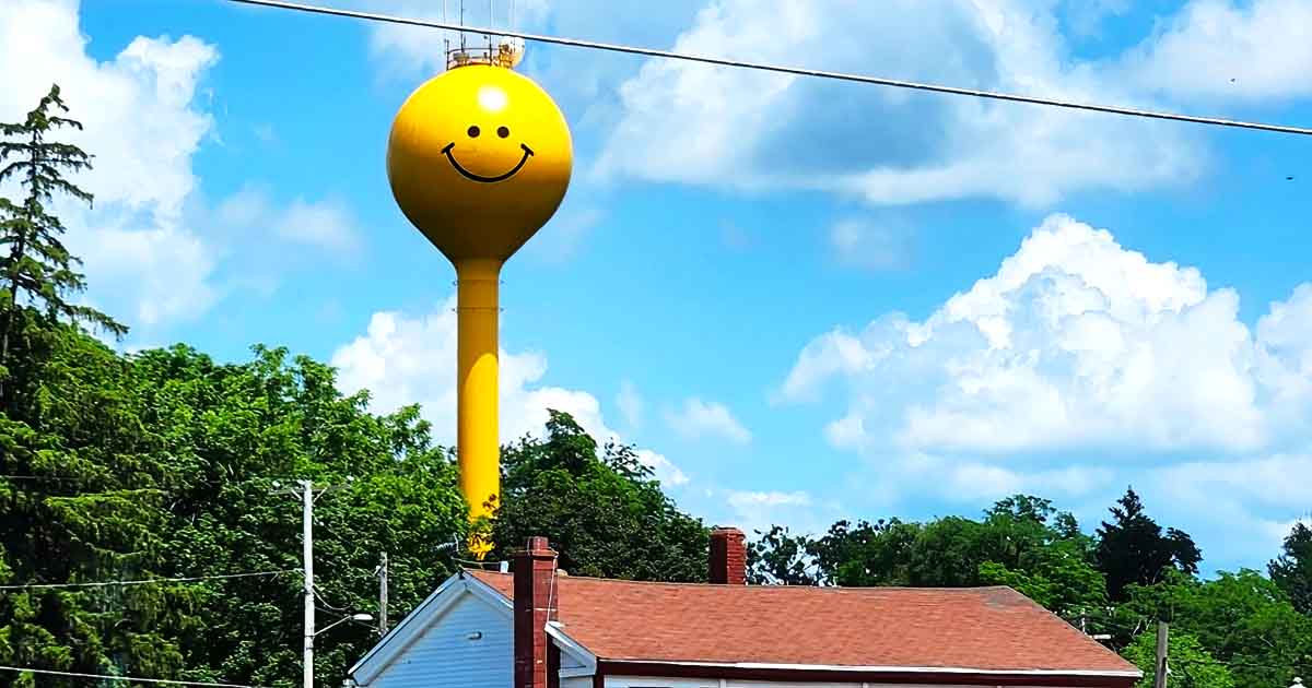 This Quirky Water Tower In Wisconsin Might Just Be The World’s Most ...