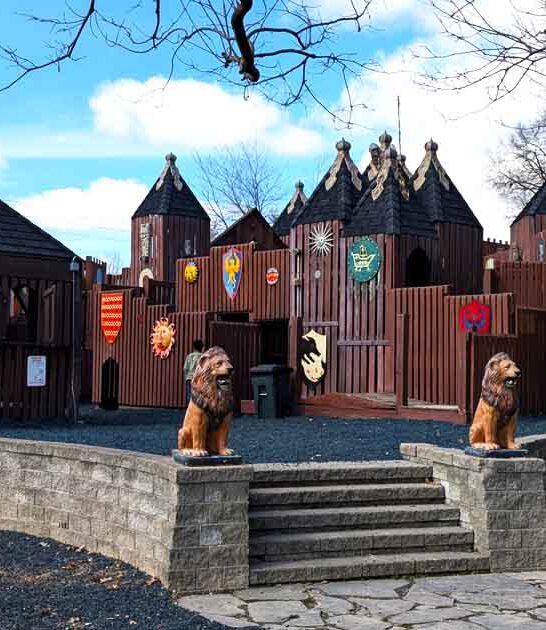 stunning castle playground illinois ftr