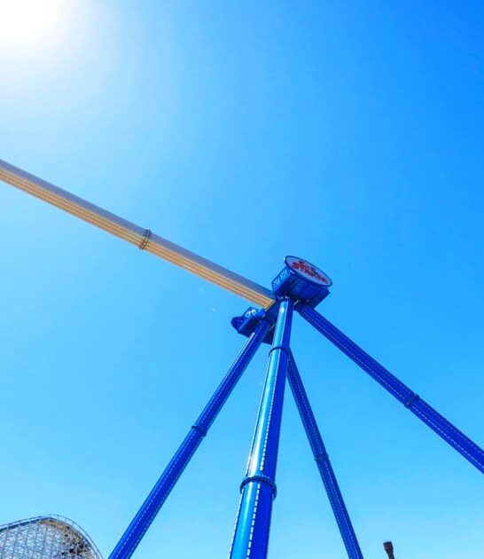 tallest pendulum ride illinois ftr