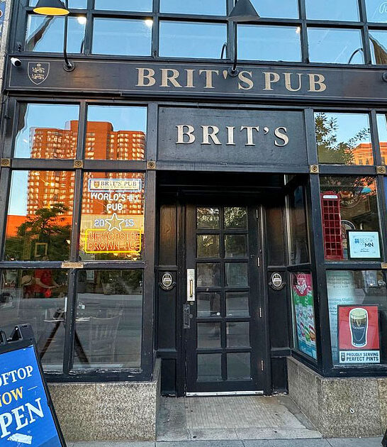 unique british tavern minnesota ftr