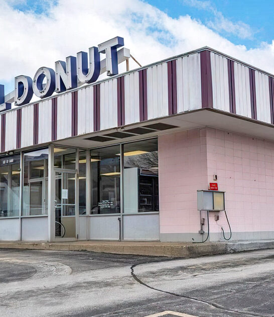 unpretentious donut shop illinois ftr