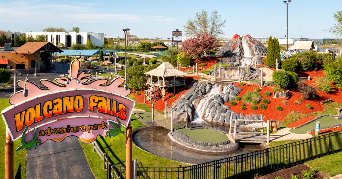 The Volcano-Themed Amusement Park In Illinois That’s Insanely Fun For ...