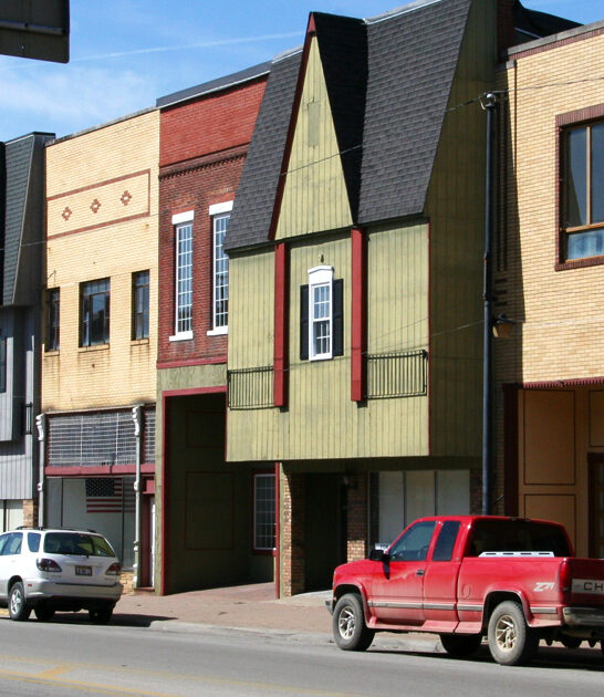 white squirrels town illinois ftr