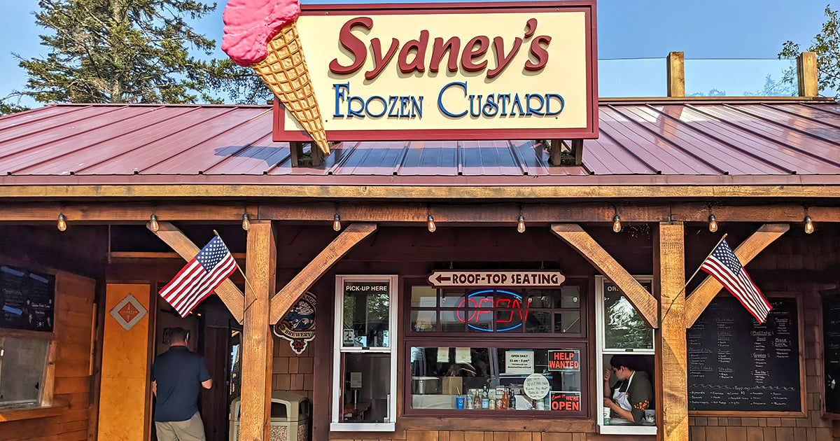 The Best Wood-Fired Pizza In The Midwest Is Hiding At This Charming ...