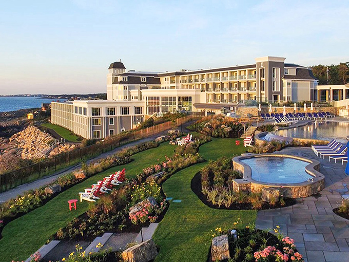 1. cliff house maine