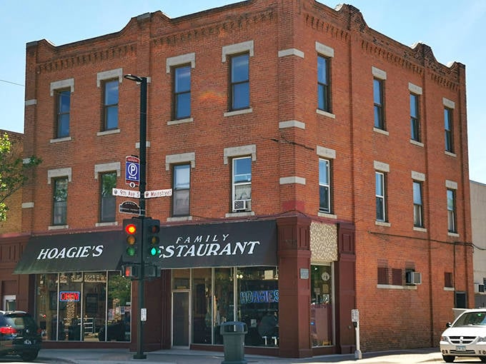The iconic brick exterior of Hoagie's Family Restaurant stands proudly on the corner, a beacon of comfort food that's weathered decades of changing tastes.