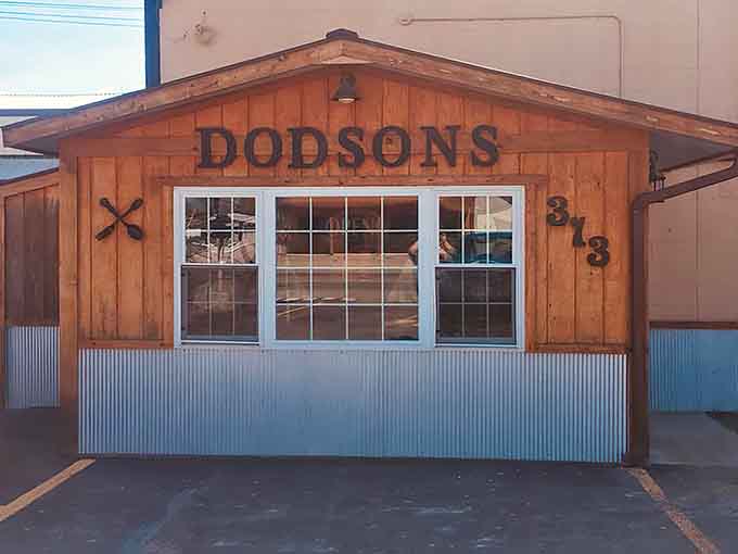 That wood-and-metal exterior isn't trying to be trendy; it's just being honest about serving seriously good food.