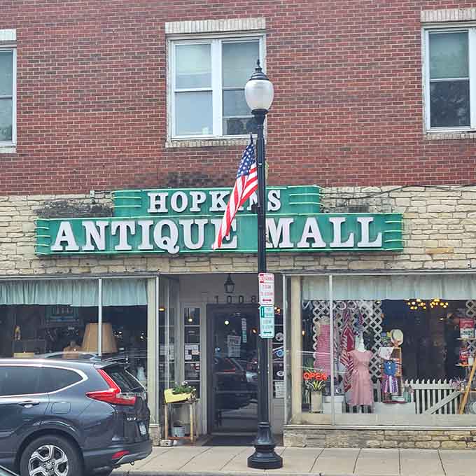 The classic storefront beckons treasure hunters with promises of 78 booths worth of vintage glory waiting inside.