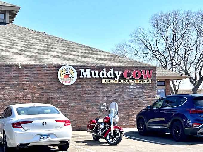 The unassuming exterior hides Minnesota's cheese curd treasure, like Clark Kent in a phone booth.
