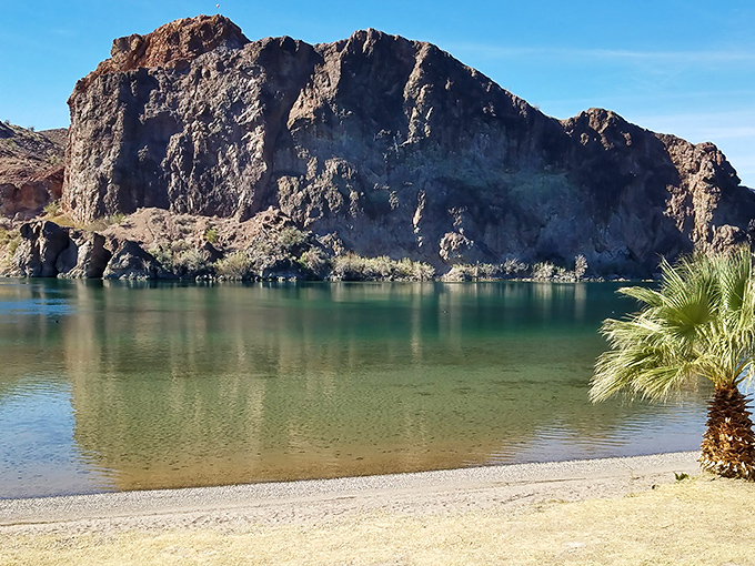 Where rugged mountains meet crystal waters, creating Arizona's most dramatic riverside landscape that practically begs to be photographed.