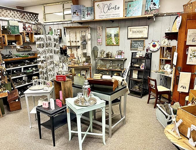 Vintage suitcases, patriotic memorabilia, and nostalgic treasures create perfect vignettes of Americana. Like walking through your grandparents' attic&mdash;if they were expert decorators!