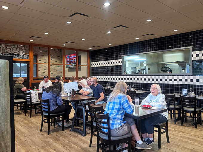 Comfortable booth seating invites diners to settle in and stay awhile &ndash; the perfect setting for family gatherings or casual meetups.