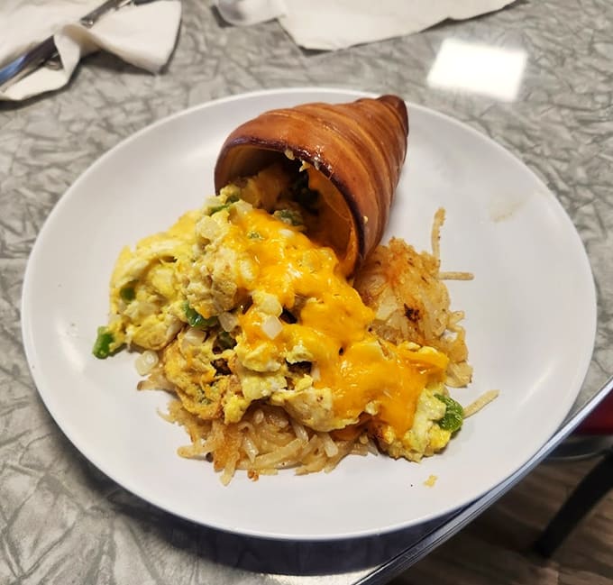 The scrambled egg cone is breakfast meets creativity, proving that food can be fun and delicious at the same time.
