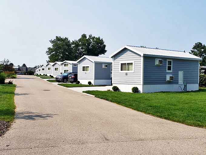 Cottage rooms: Vacation homes with just the right balance of rustic charm and modern conveniences &ndash; like actual walls between you and wildlife.