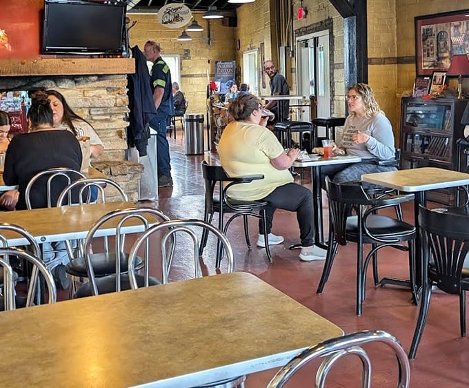 The casual dining area fills with locals who know a good thing when they taste it, creating a community vibe that's genuinely welcoming.