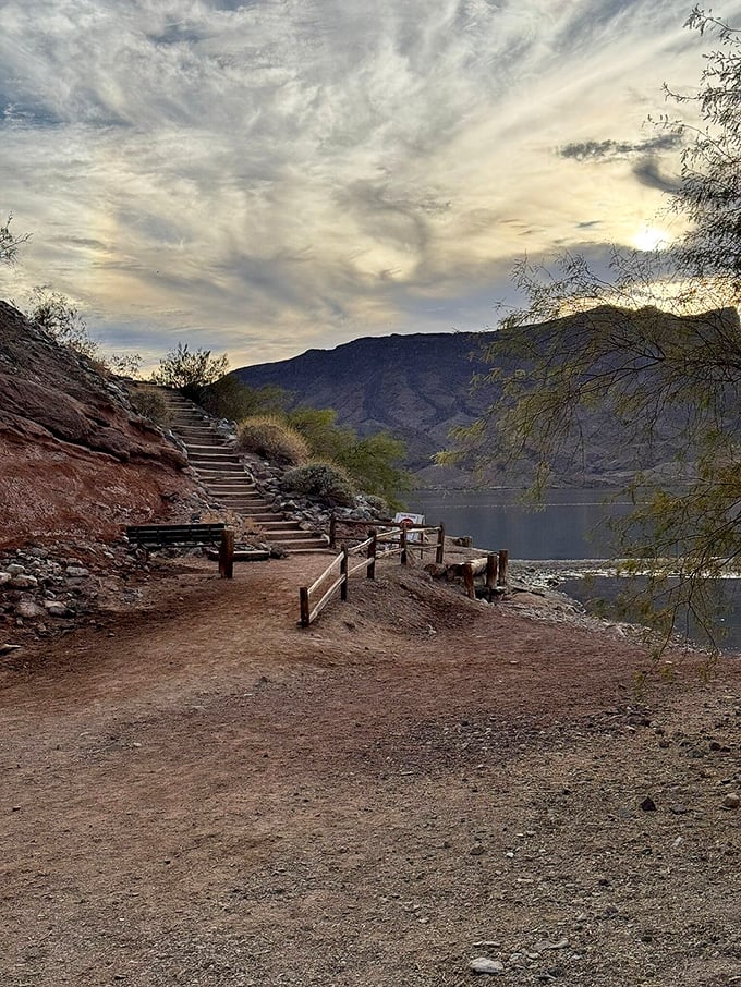 This lakeside trail delivers National Geographic-worthy vistas with minimal effort. Nature showing off for the step-counting crowd.