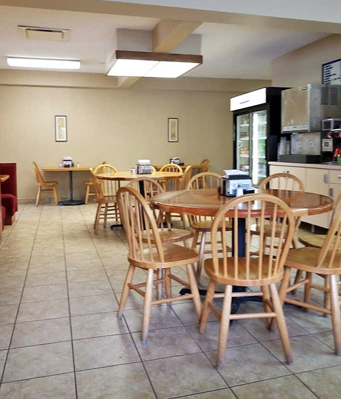 The dining area balances simplicity with comfort &ndash; exactly what you want in a place where the food deserves your full attention.