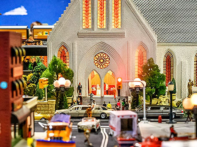 This illuminated church with its glowing stained glass windows might be small in size, but it's enormous in craftsmanship.