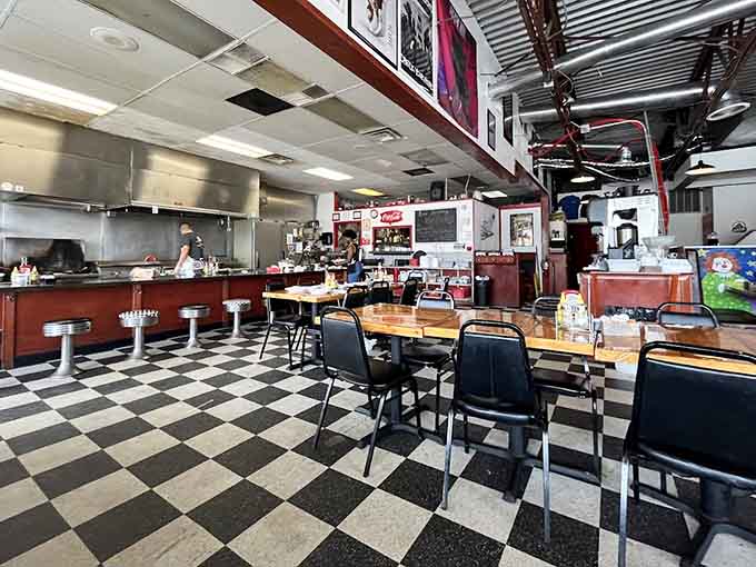 Booths, tables, and counter seating ensure everyone gets their preferred breakfast viewing experience.