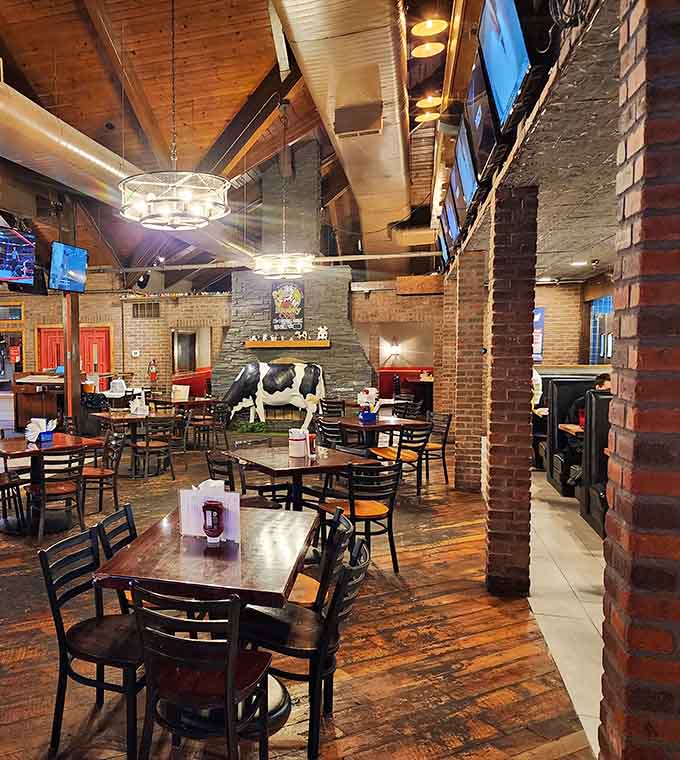 Spacious dining area with plenty of TVs, because missing the game is not an option.