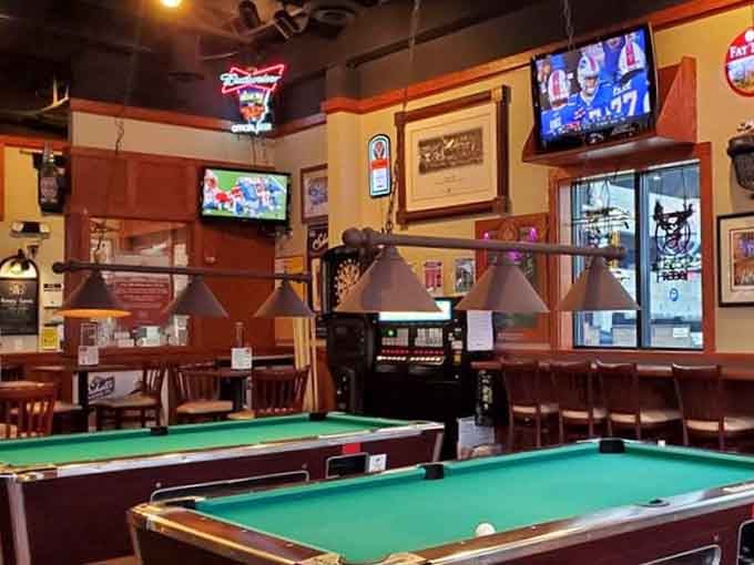Because sometimes you need to shoot some pool between bites, and Pub 500 understands that life balance perfectly well.