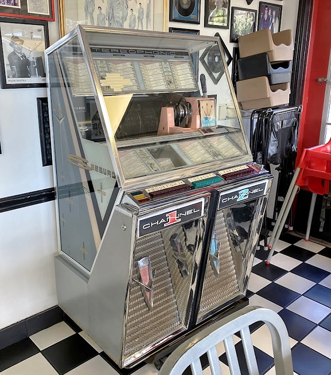 This isn't just decoration&mdash;it's a working time machine that still plays the soundtrack of American youth for just a quarter per selection.