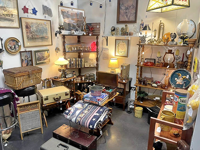 A treasure trove of Americana where vintage flags meet classic collectibles. The kind of display that makes you suddenly need things you never knew existed!