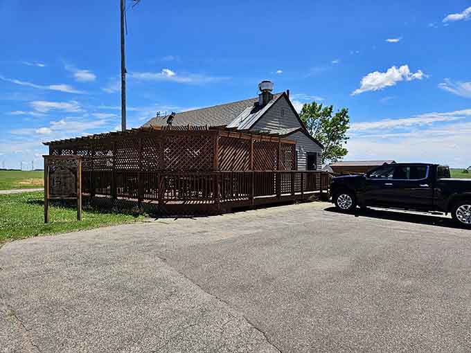 Plenty of parking space for the pilgrims who travel from near and far seeking legendary beef.