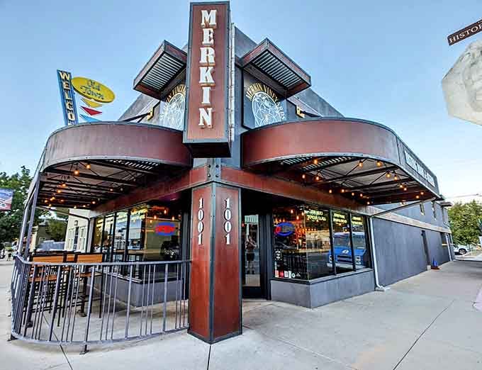 Merkin Vineyards' distinctive architecture hints at the sophisticated wine culture thriving in this unassuming Arizona town.