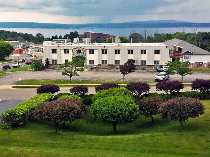 Lakeside luxury that's stood the test of time &ndash; where generations of families have created memories against a backdrop of endless blue.