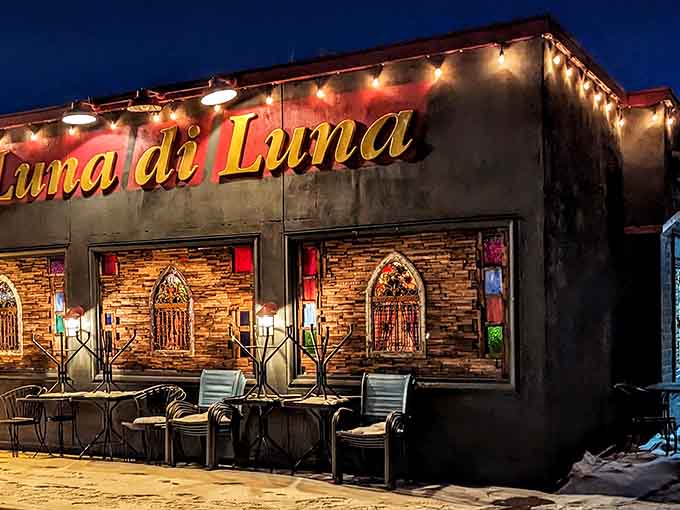 Luna Di Luna glows invitingly at night, like a beacon calling to anyone who appreciates really good pasta and warm hospitality.