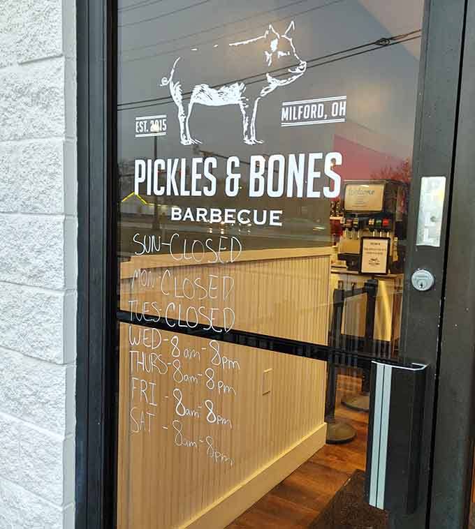 Hours clearly posted on the door, saving you from the tragedy of showing up hungry when they're closed.