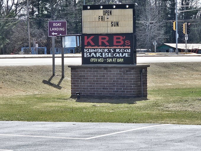 KRB's roadside sign &ndash; the first hint that your barbecue pilgrimage is about to be rewarded.