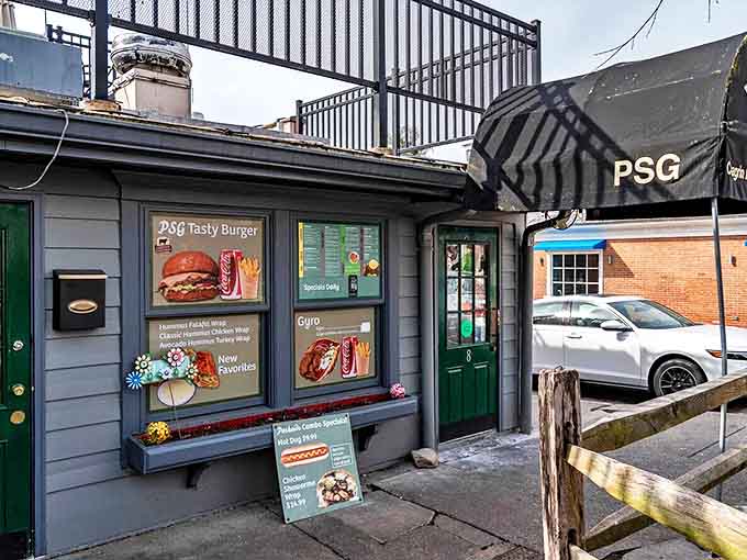 Park Side Grille: This unassuming eatery proves that sometimes the best local flavors hide in the most modest packages, where regulars keep the secret recipes safe.