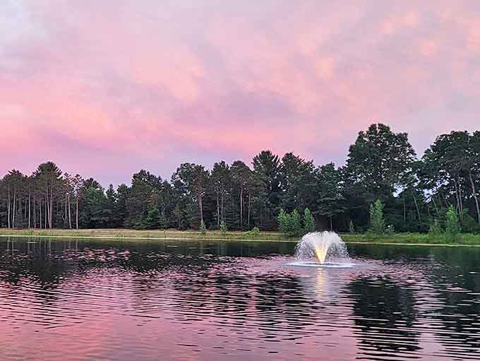 Dusk: As day surrenders to evening, the fountain dances in pink-hued waters &ndash; nature's way of saying "wasn't today absolutely perfect?"