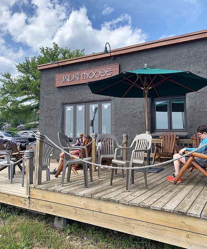 Outdoor seating lets you enjoy your treats while contemplating Lake Superior's majesty, because cookies taste better with a view.