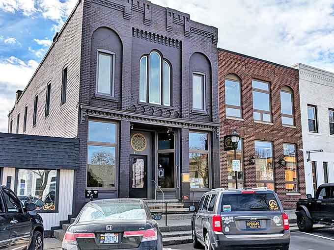 Even the parking area hints at what awaits inside &ndash; a destination worth seeking out for anyone who appreciates thoughtfully crafted beverages in pleasant surroundings.