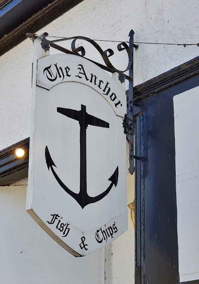 The anchor symbol hanging proud, a beacon of British comfort food in the Minneapolis landscape, impossible to miss.