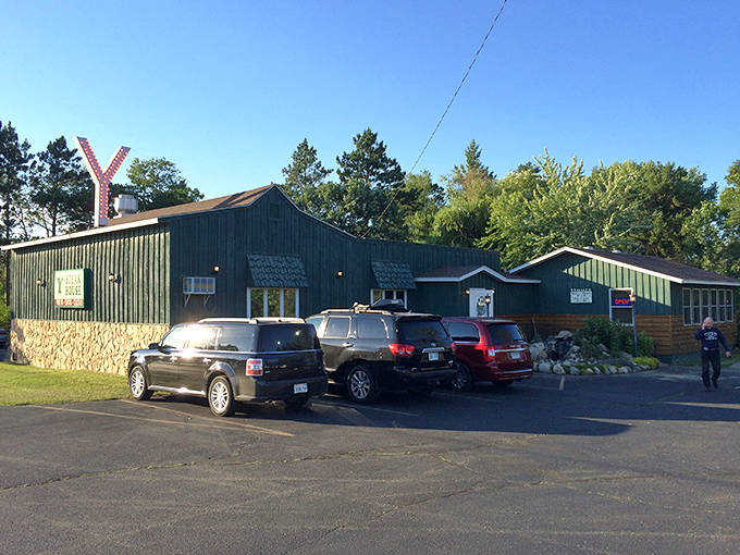 As evening approaches, Y Steak House's exterior takes on a golden glow, beckoning hungry travelers to discover what locals have known for years.